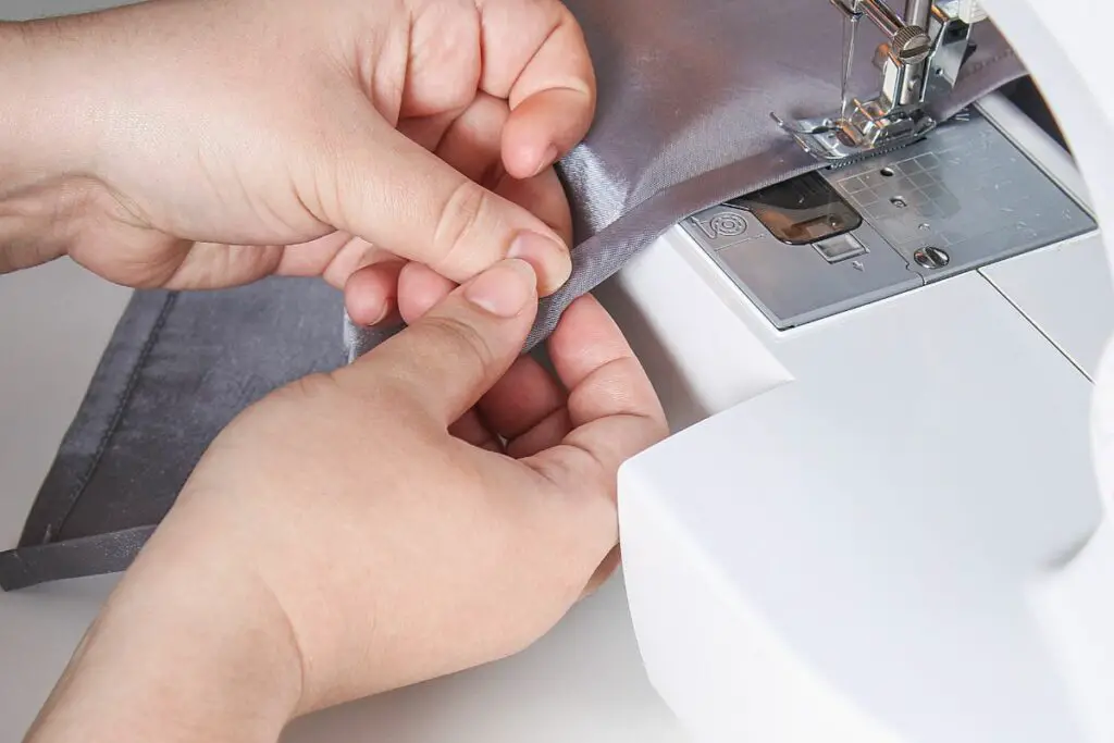 How To Sew Curtain | Beginners Guide